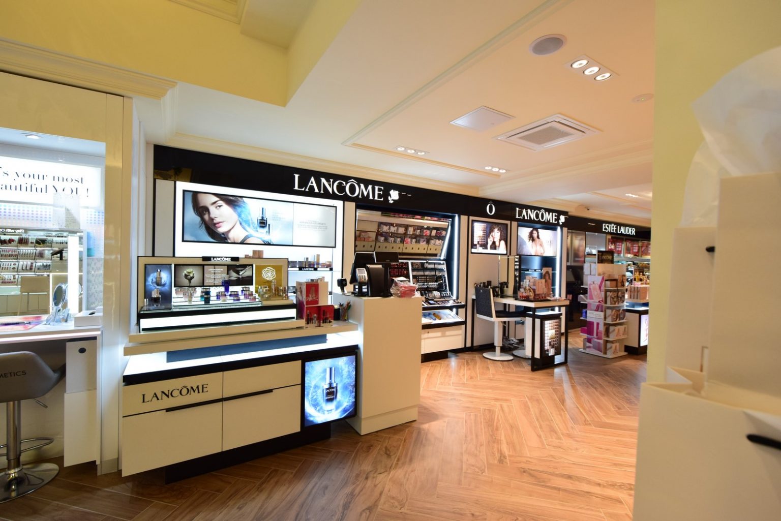 CH Chemist, Tralee - Shop Fitting - Tralee - Ashley Martin